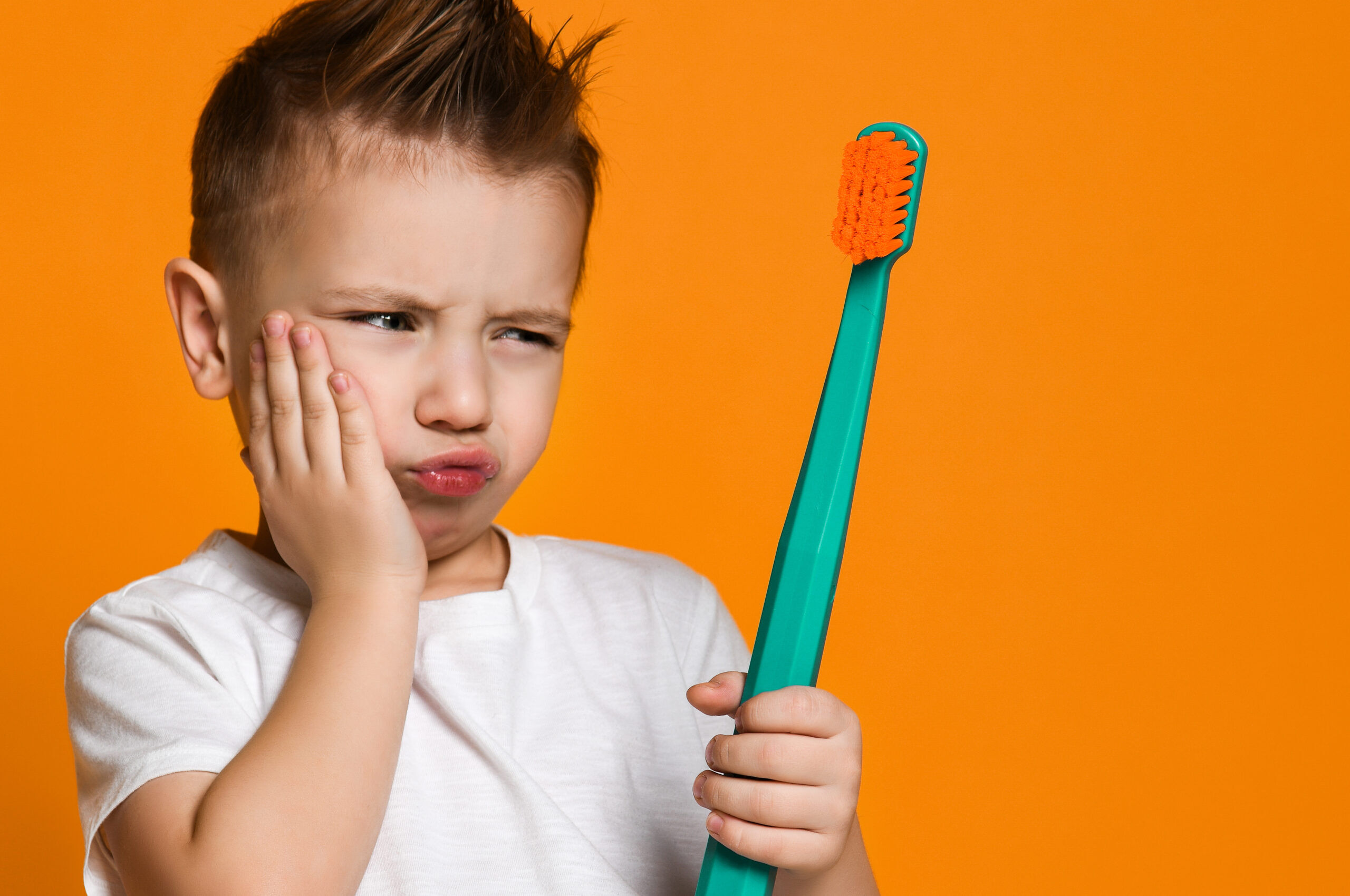 Treating Baby Teeth Cavities | Kiwi Dental Office Treating Baby Teeth Cavities | Kiwi Dental Office